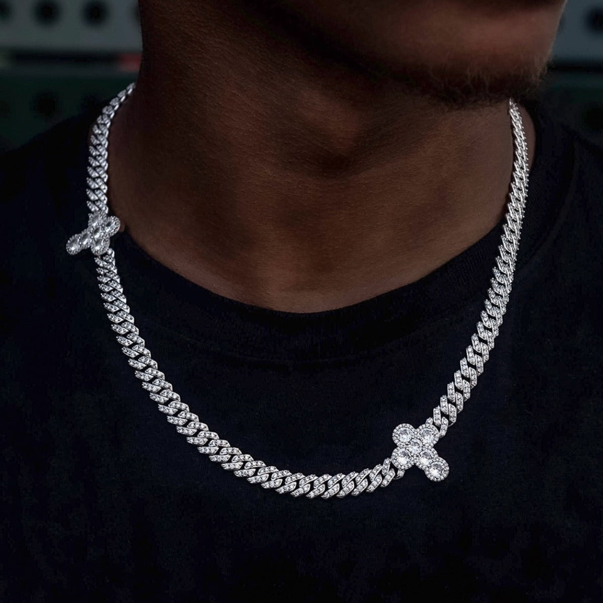 Diamond Prong Rounded Cross Chain – The GLD Shop