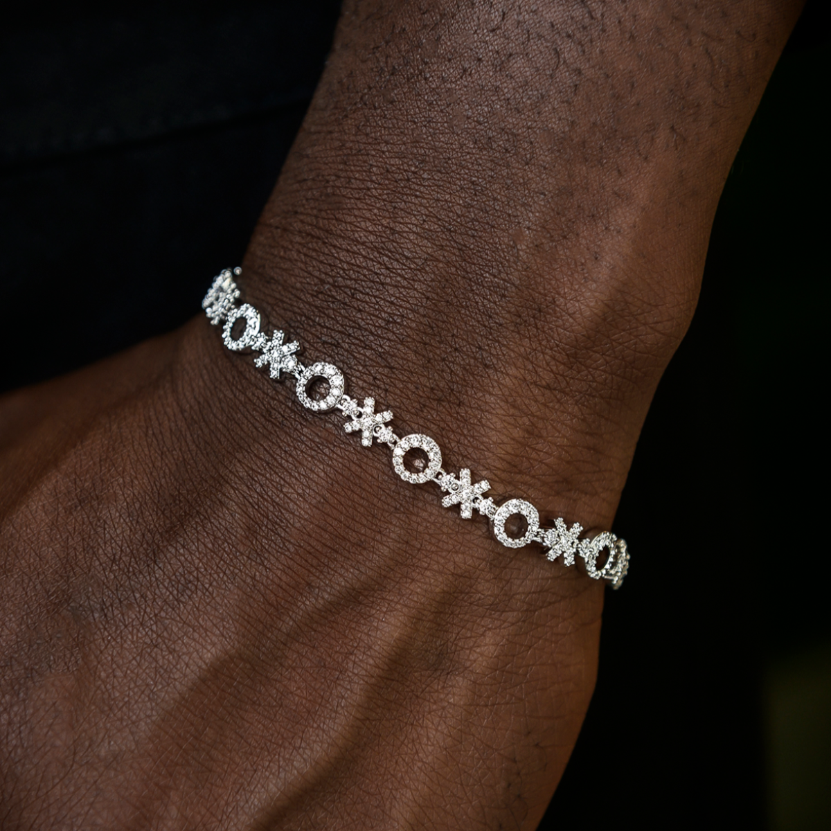 XO Bracelet- The GLD Shop