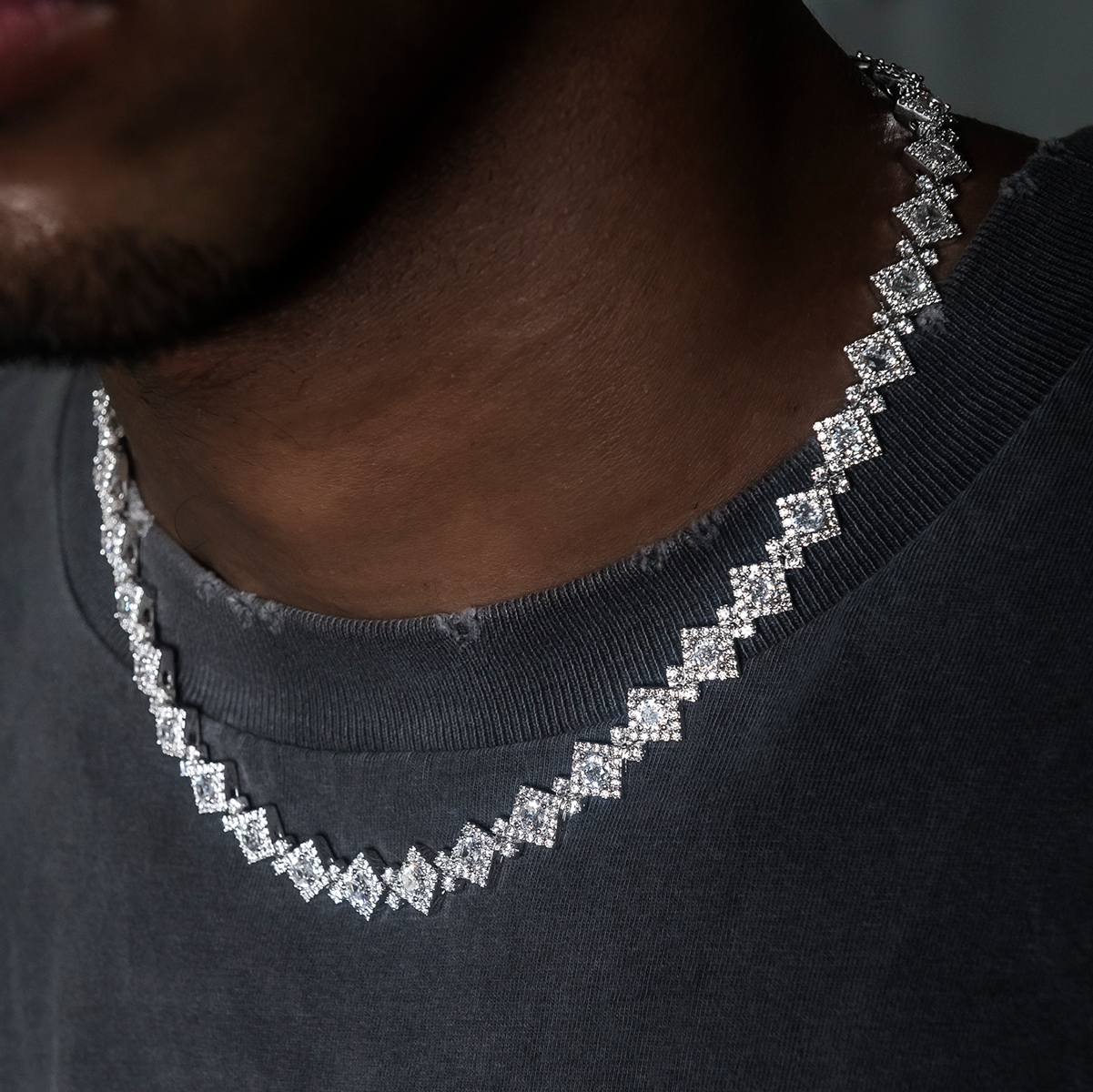 Cloister Link Chain in White Gold – The GLD Shop