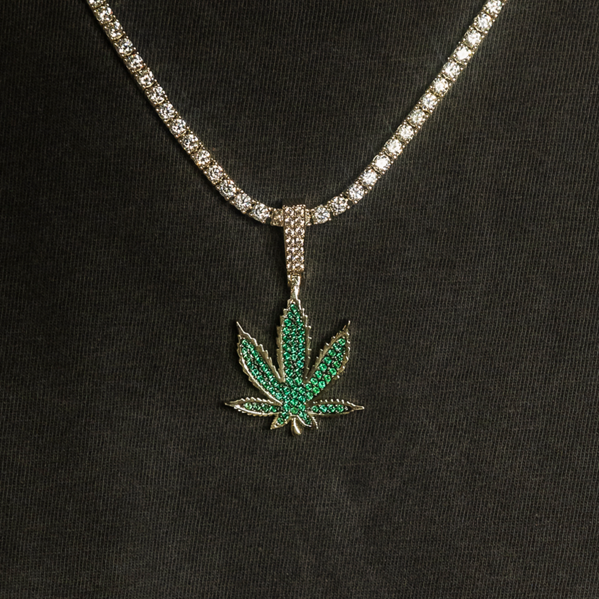 Emerald Weed Leaf Pendant - The GLD Shop