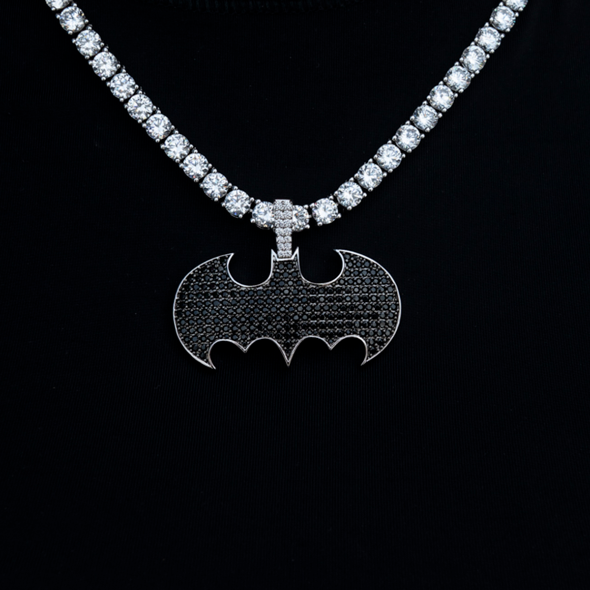 Official DC Comics Batman Logo Pendant – The GLD Shop