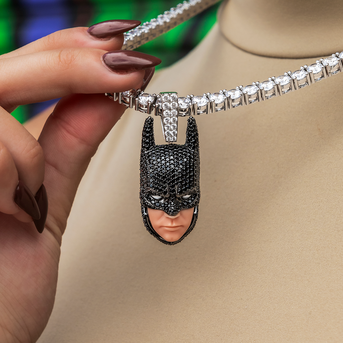 Official DC Comics Batman Head Pendant – The GLD Shop