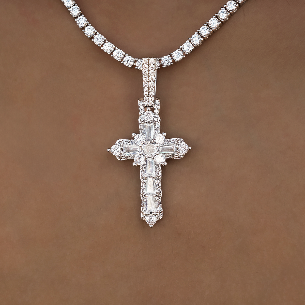 Baguette 8 Point Cross Pendant - The GLD Shop