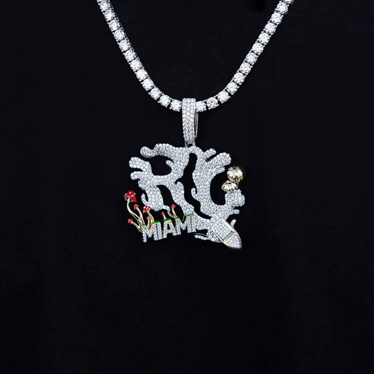 Official Rolling Loud Miami '22 Pendant – The GLD Shop