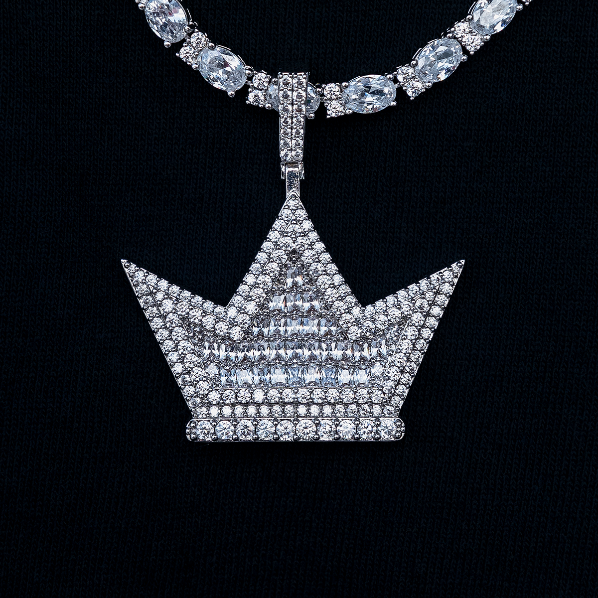 GLD Crown Pendant - The GLD Shop