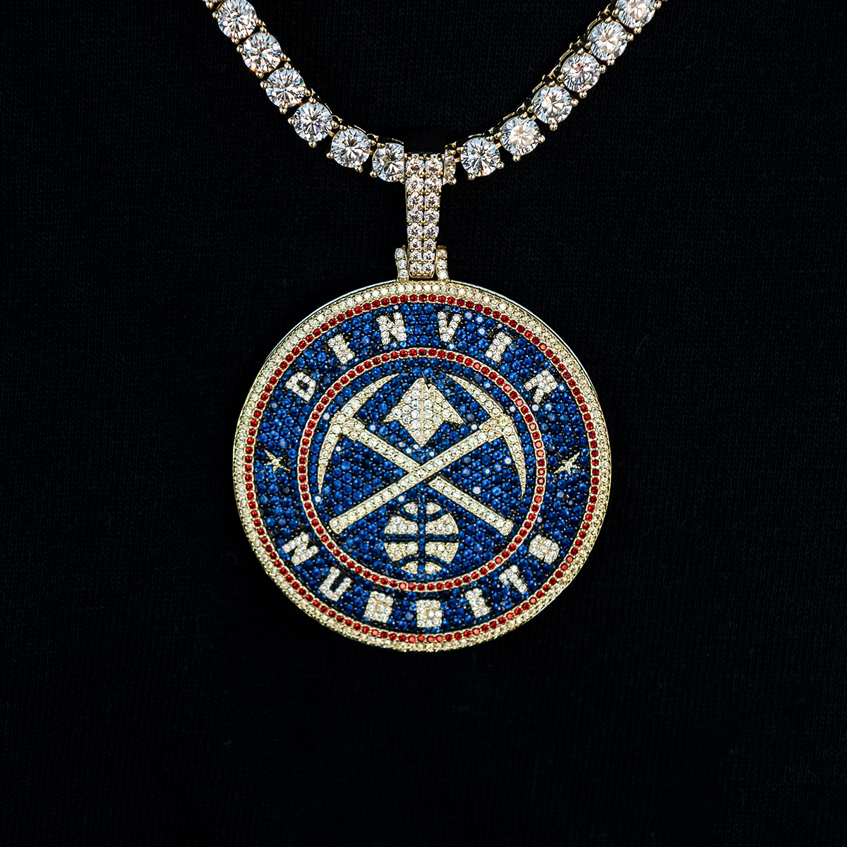 Colgante con logo grande oficial de la NBA Denver Nuggets - The GLD Shop