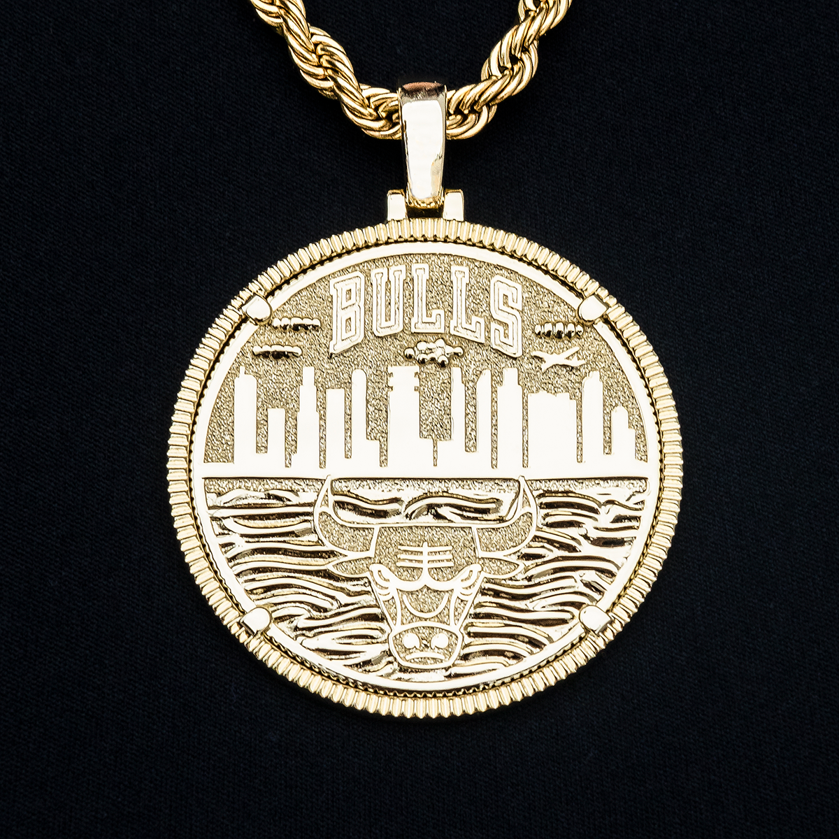 Chicago Bulls Official NBA Coin Pendant - The GLD Shop