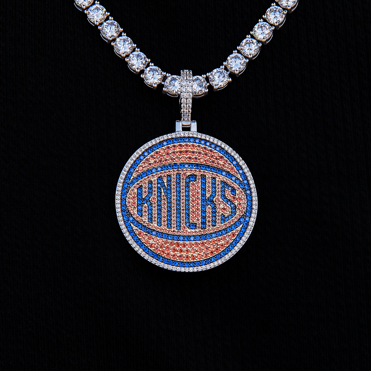 New York Knicks Official NBA Team Secondary Logo Pendant in White Gold ...