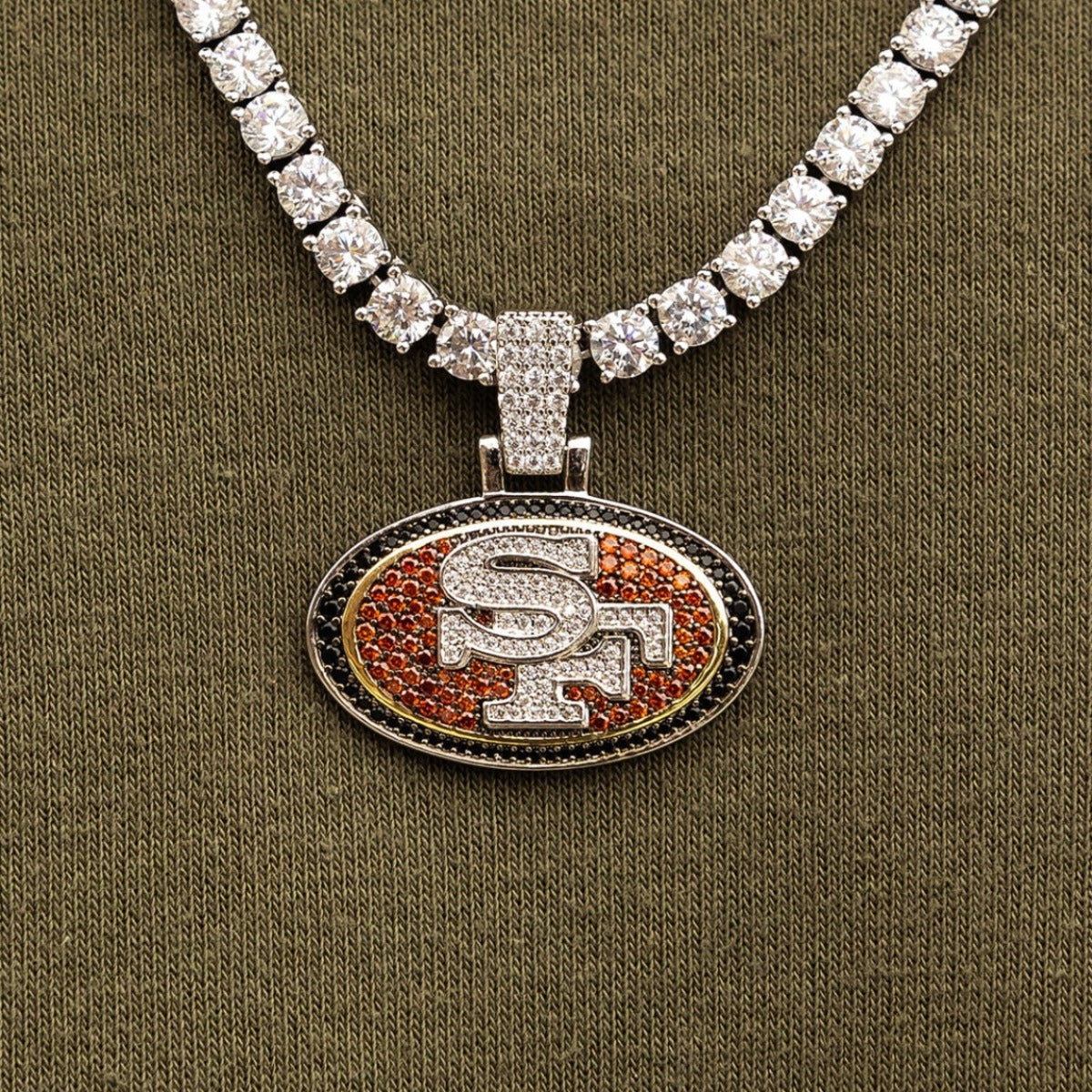 San Francisco 49ers Official NFL Pendant – The GLD Shop