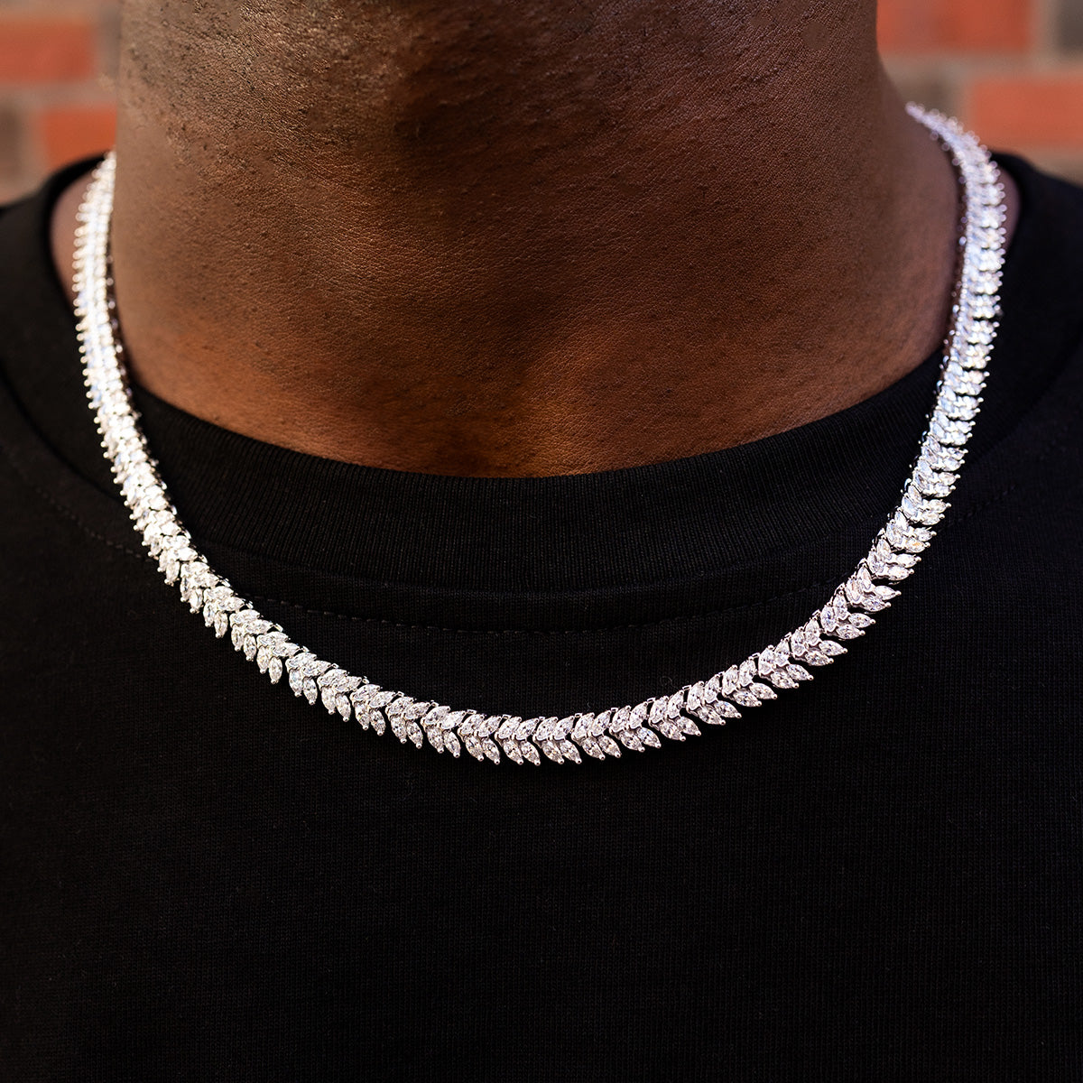 Iced Herringbone Chain in White Gold- 7mm – The GLD Shop