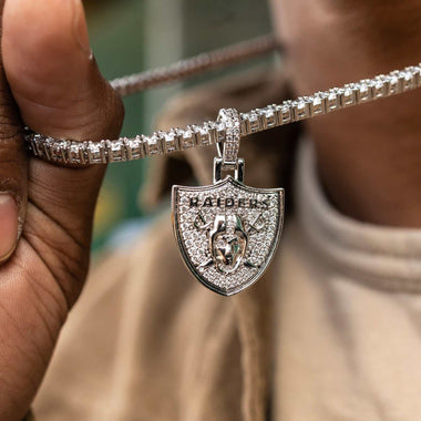 Las Vegas Raiders Micro Logo Pendant - White Gold – The GLD Shop