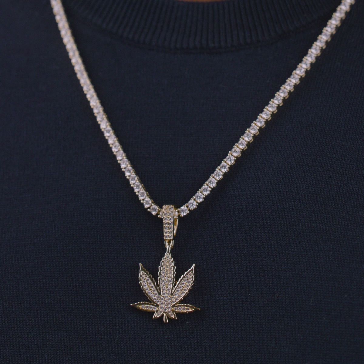 Diamond Weed Leaf Pendant in Yellow Gold – The GLD Shop