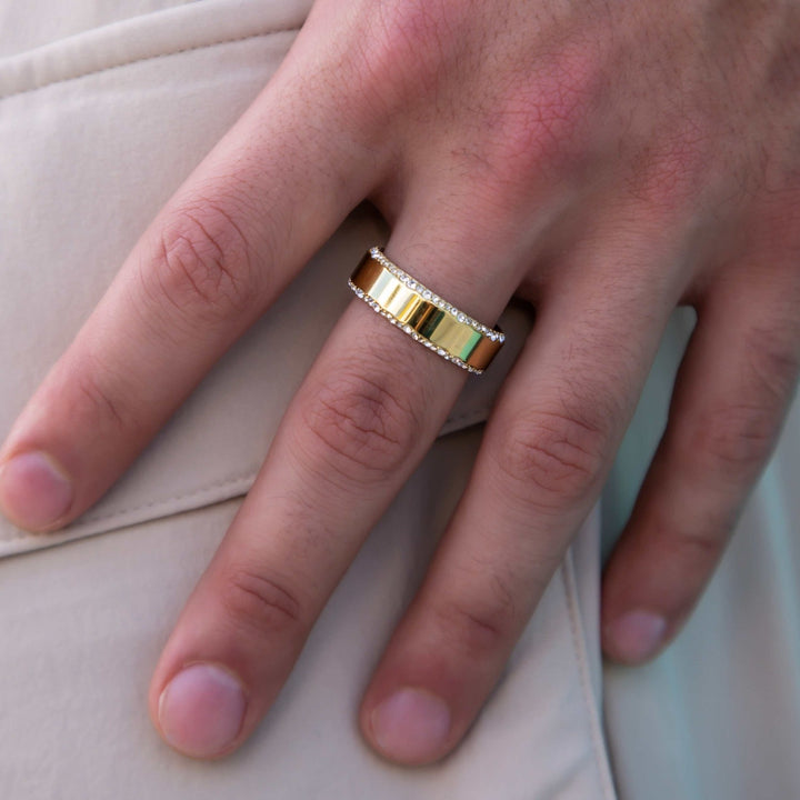 Diamond Edge Ring in Yellow Gold – The GLD Shop