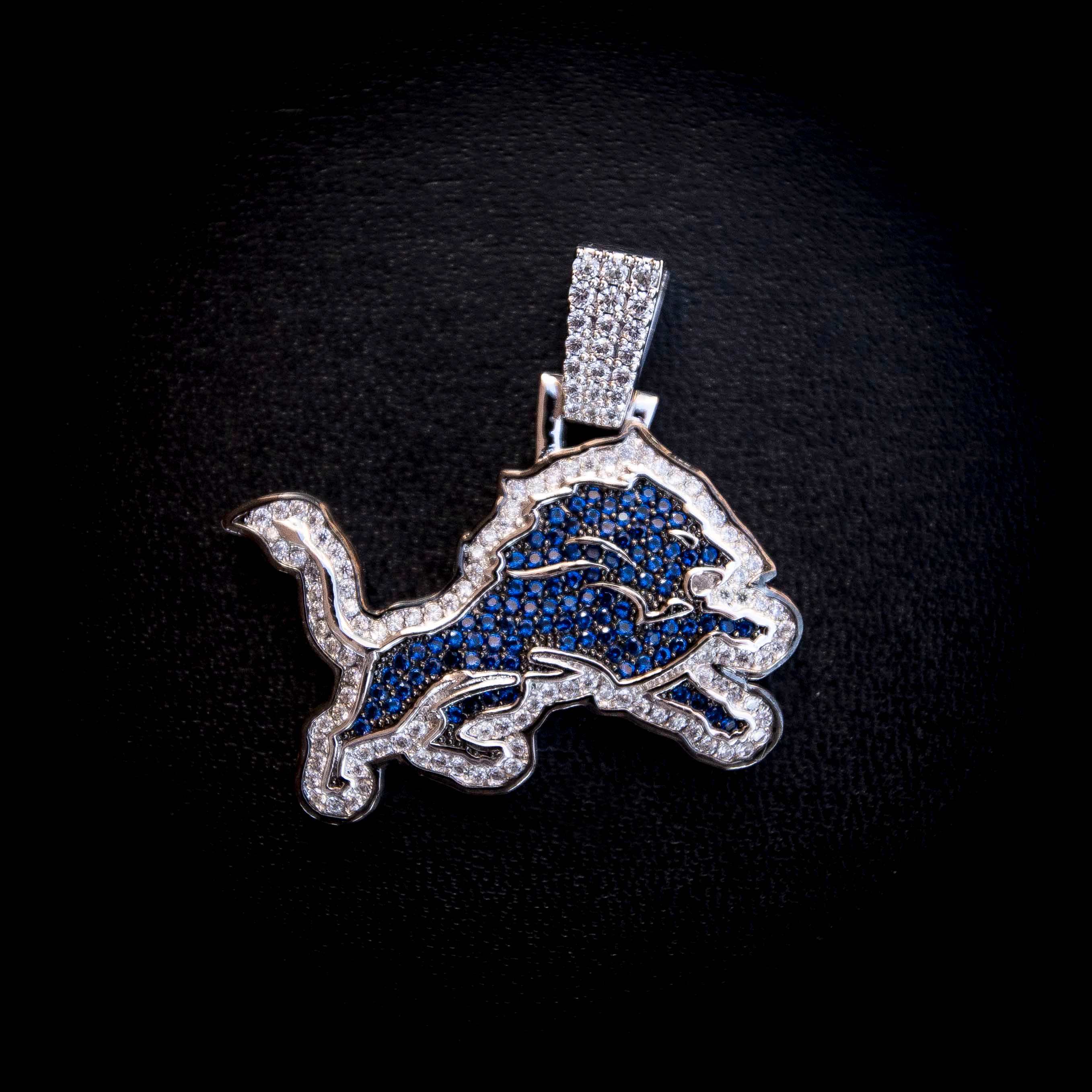 Detroit Lions Official NFL Pendant – The GLD Shop